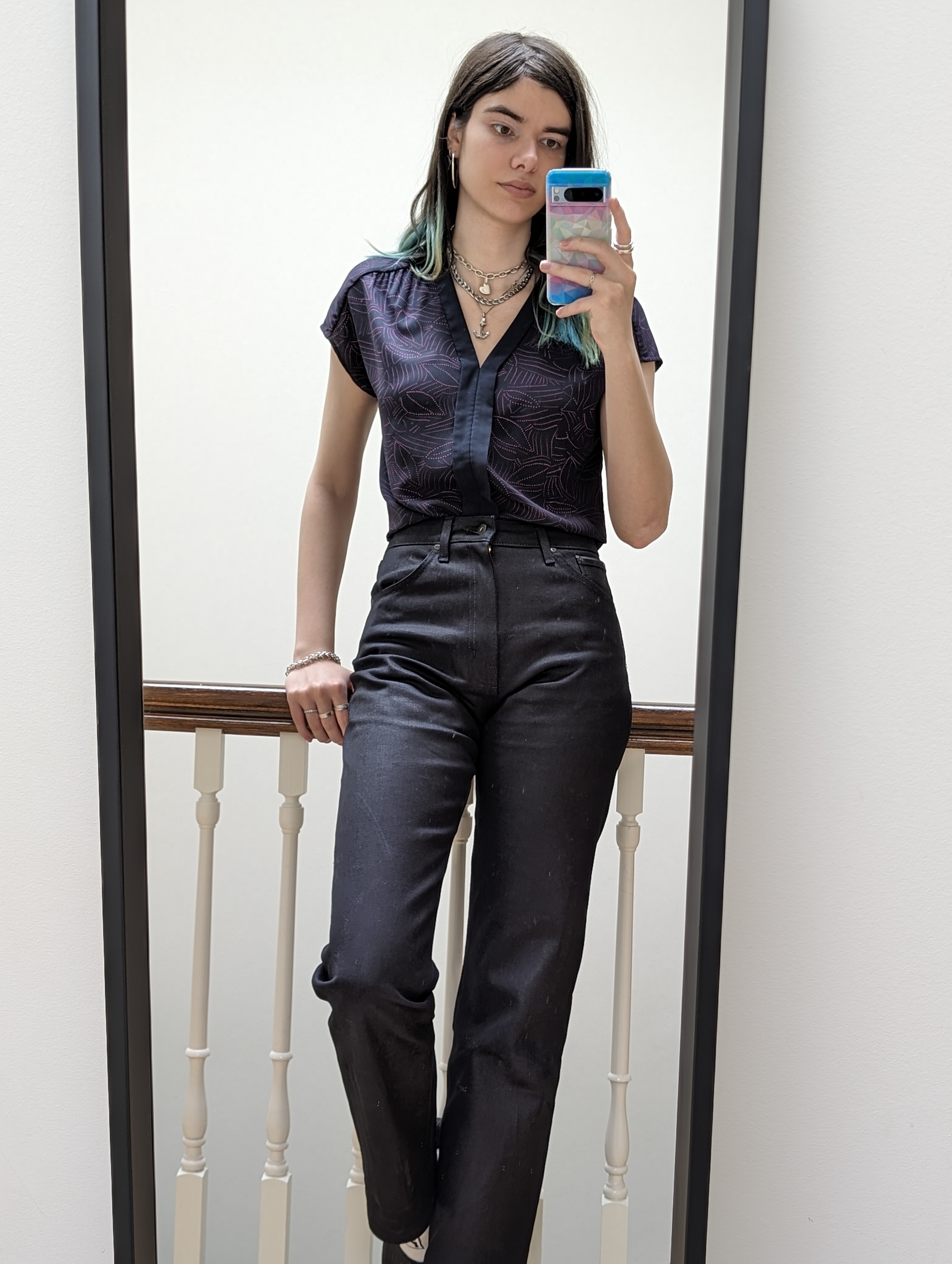 How to Dress Androgynously – Transfemme Style