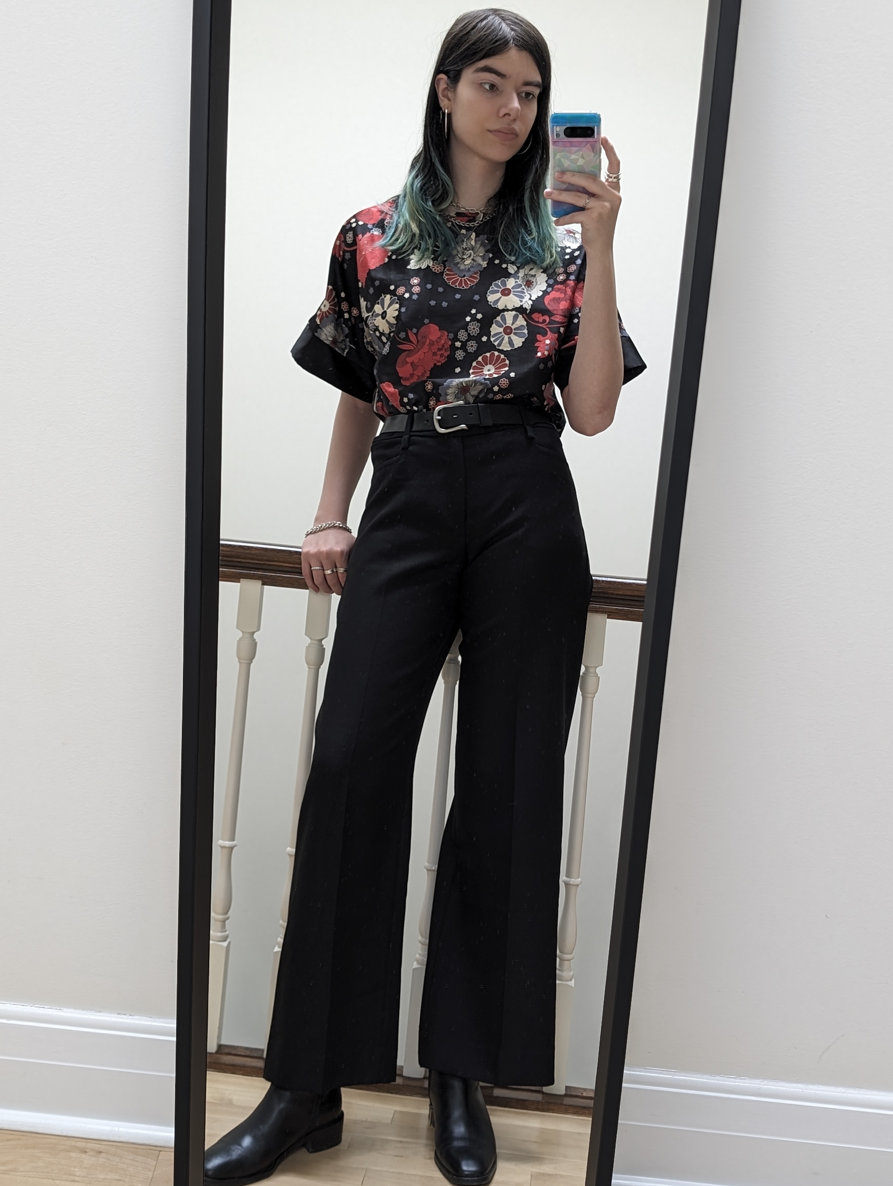 How to Dress Androgynously – Transfemme Style