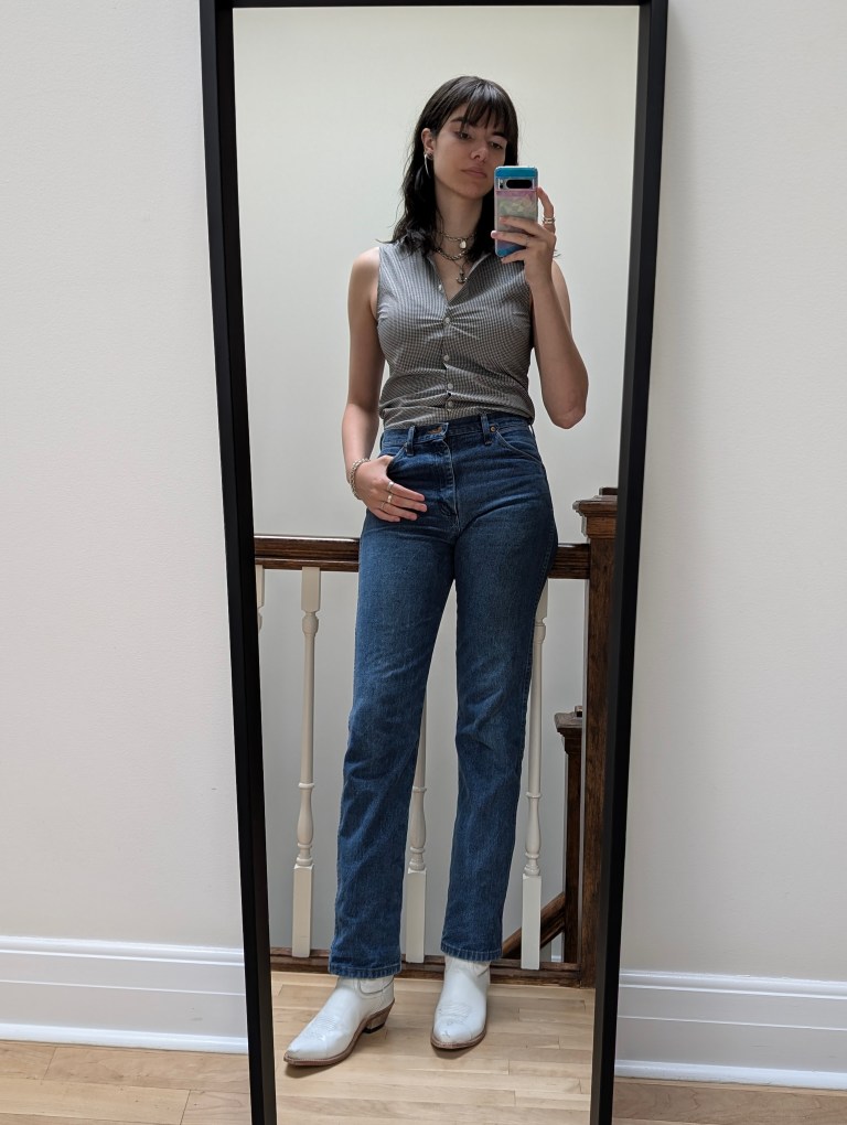 How to Dress Androgynously – Transfemme Style